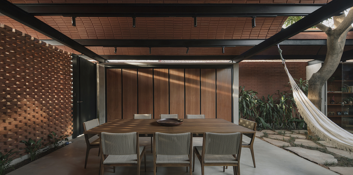 La Casa Intermedia - Arquine